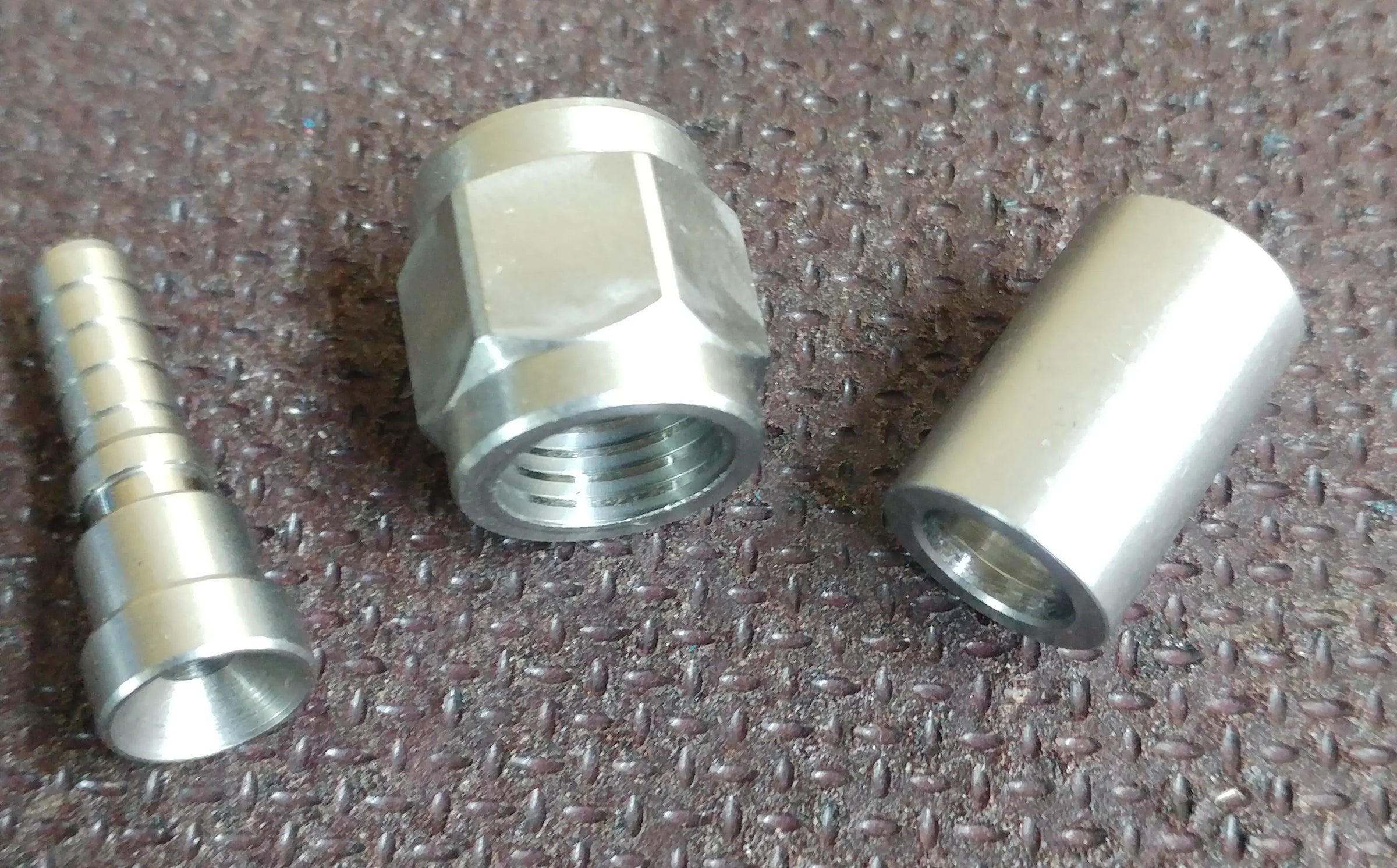 AN4 7/16" x 20 Female Swivel Nut for AN4 Hose — BRT Motorsport